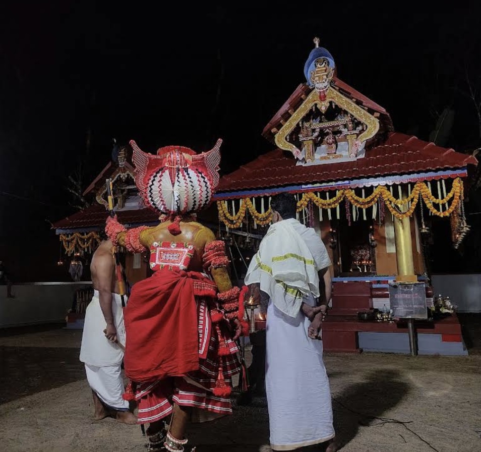 Kannur Eramam Mathamangalam Sree Thaipparadevatha Thekkankariyathan ...