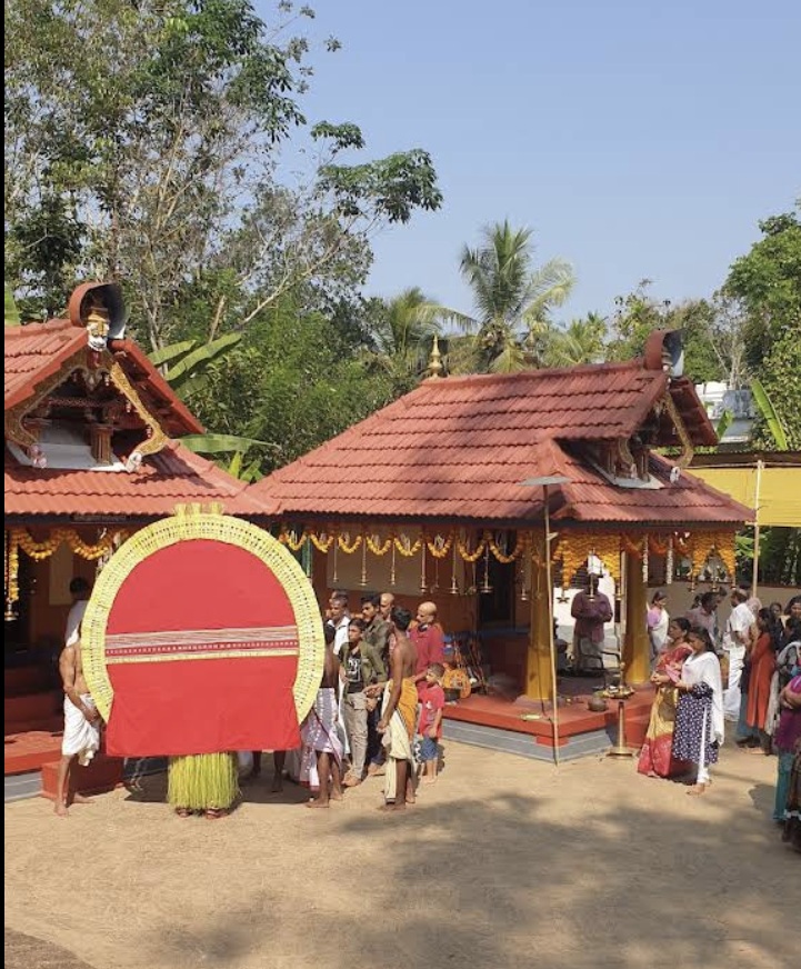 Kannur Eramam Mathamangalam Sree Thaipparadevatha Thekkankariyathan ...